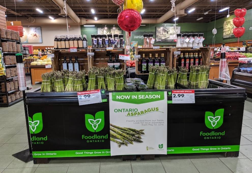 Foodland Ontario celebrates retailer awards | The Grower